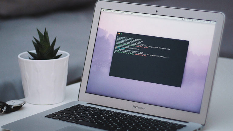 Macのターミナル(シェル)でbashやzsh を切り替える方法 | Hirooooo’s Labo